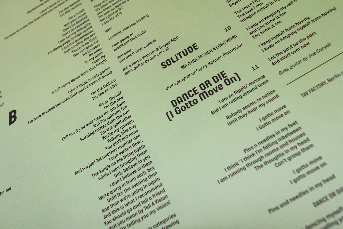 TEll A ViSiON – TEll A ViSiON album art - Fonts In Use