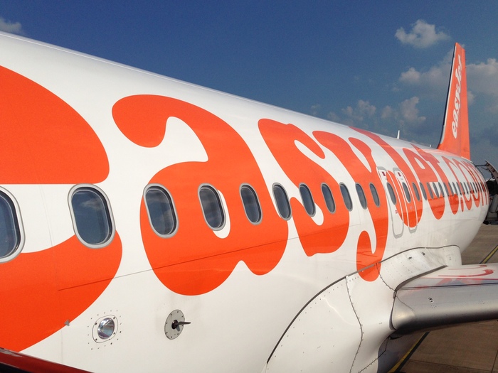 easyJet - Fonts In Use