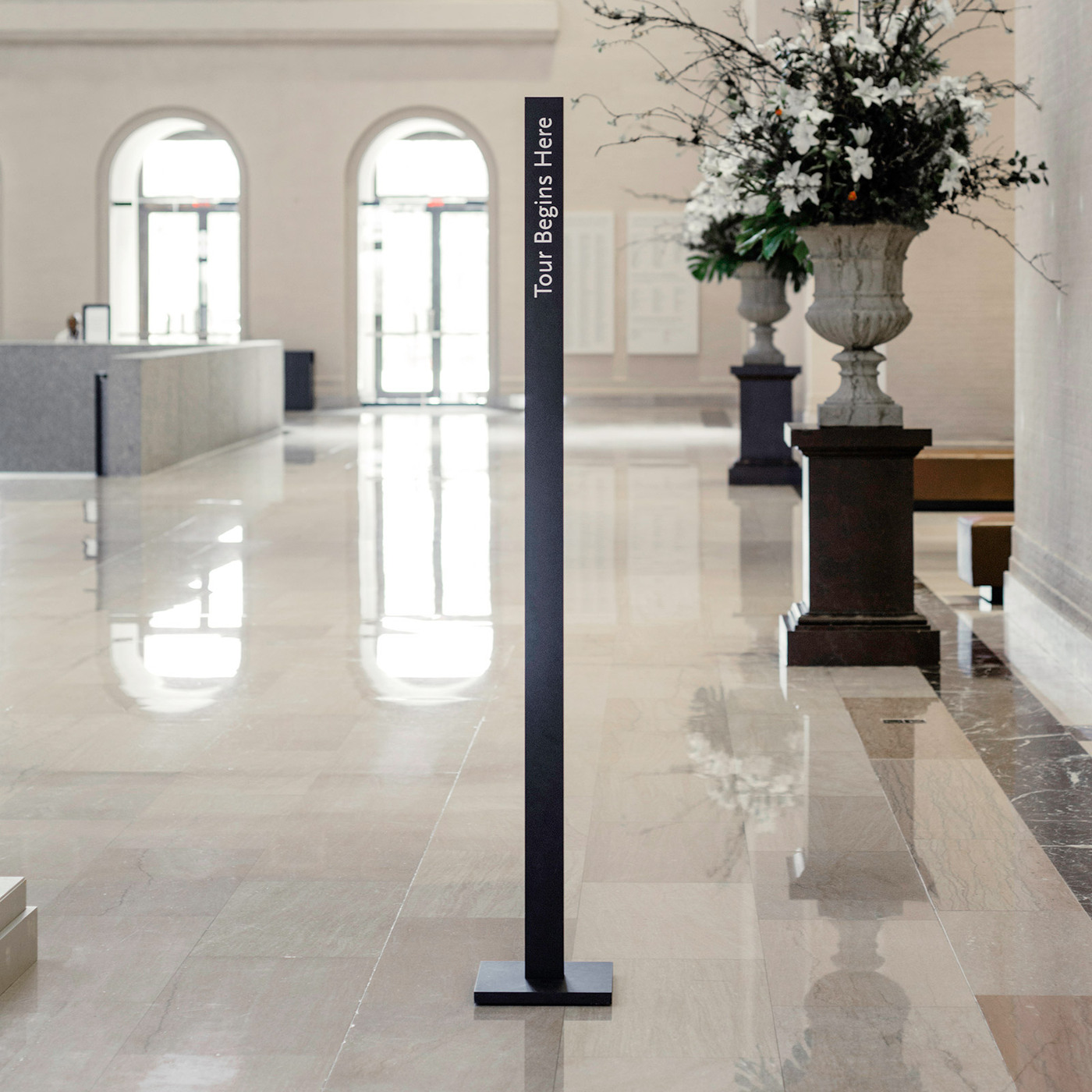 Saint Louis Art Museum signs - Fonts In Use